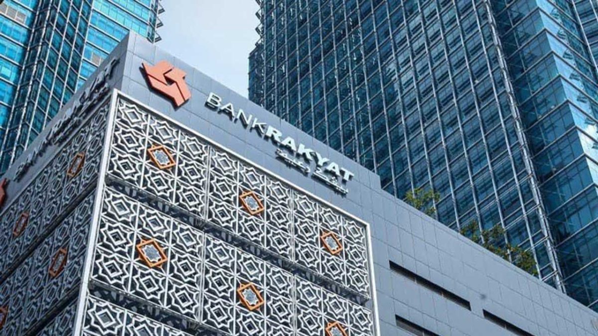 8 Largest Banks in Malaysia with the Best Service Features